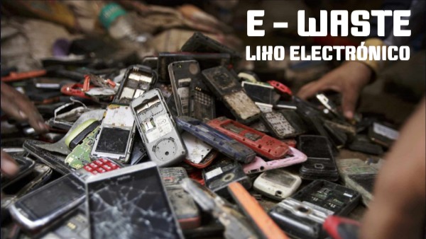 E - WASTE | Genially
